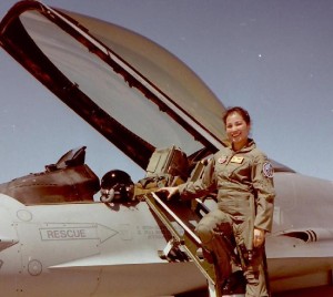 27 Pictures Of Women Fighter Pilots From Around The World