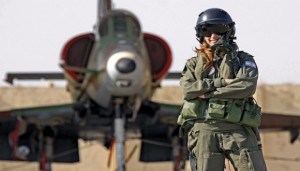 27 Pictures Of Women Fighter Pilots From Around The World
