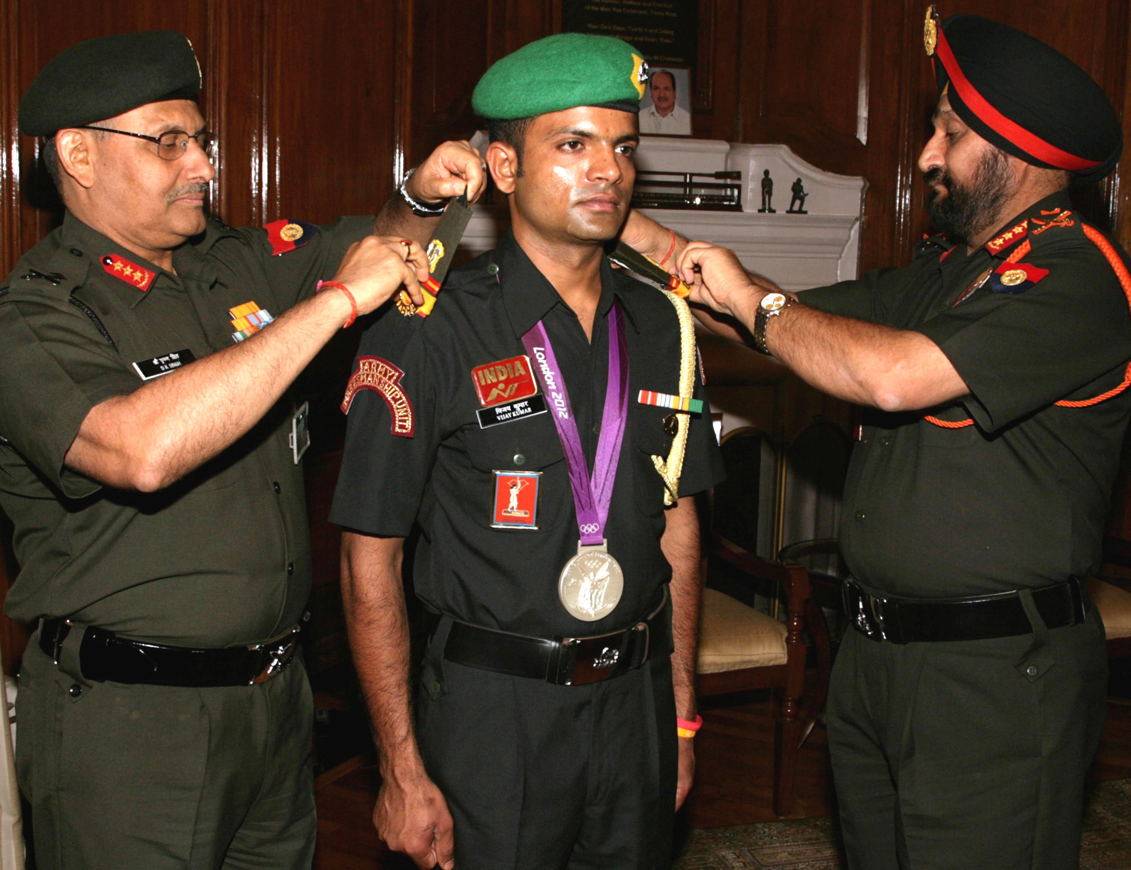 9 Celebrities Who Are In Armed Forces