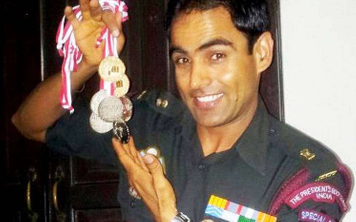 Meet The Former Special Forces Doctor, Who is Waging a One Man War ...