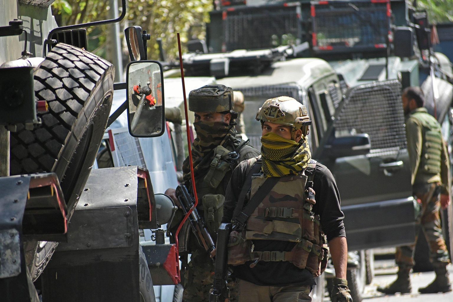 10 Badass Pictures of PARA SF Commandos in Action