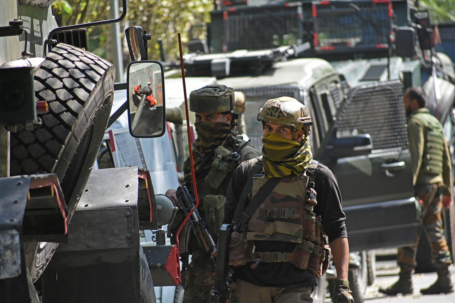 10 Badass Pictures of PARA SF Commandos in Action