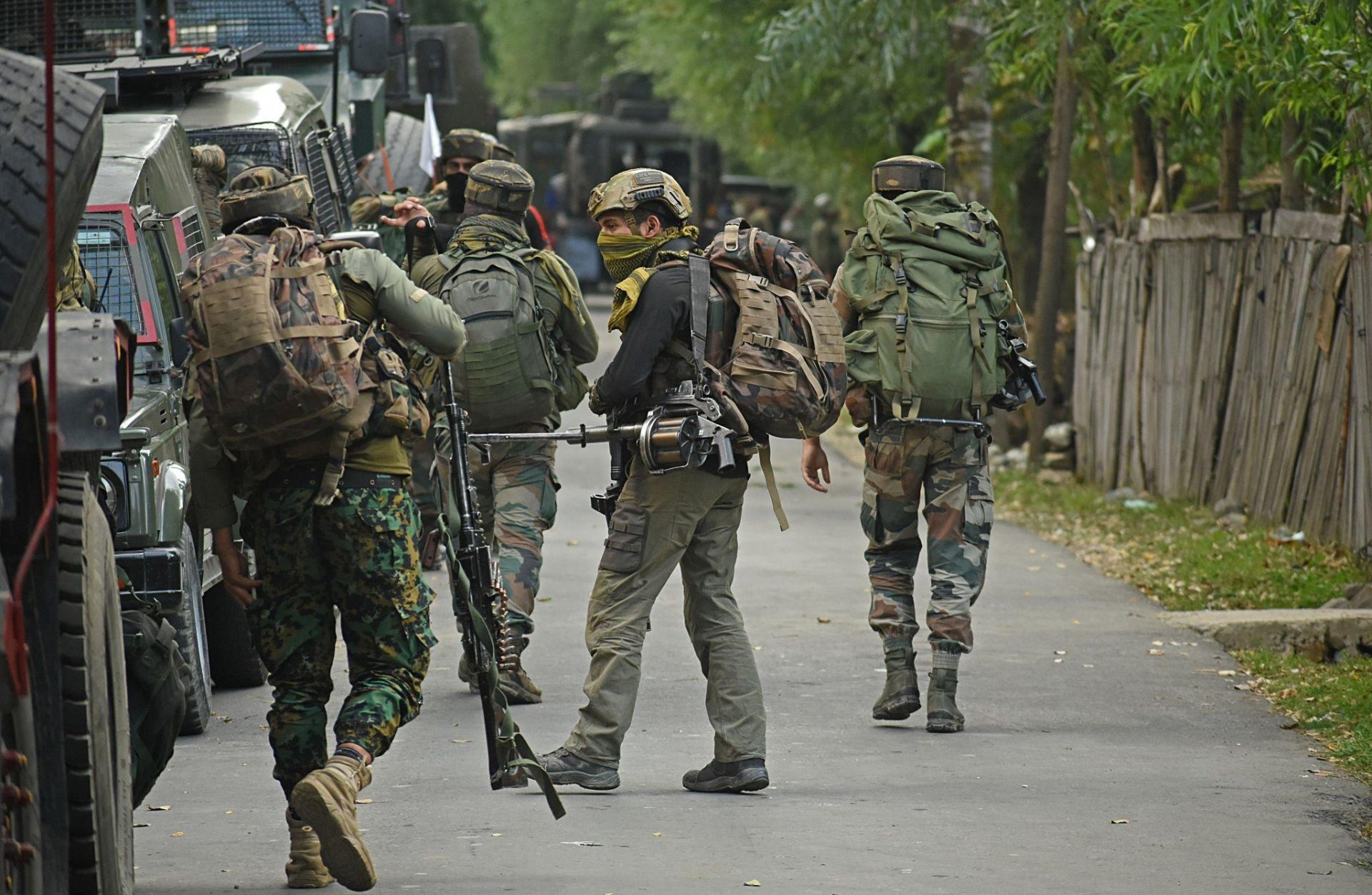 10 Badass Pictures of PARA SF Commandos in Action