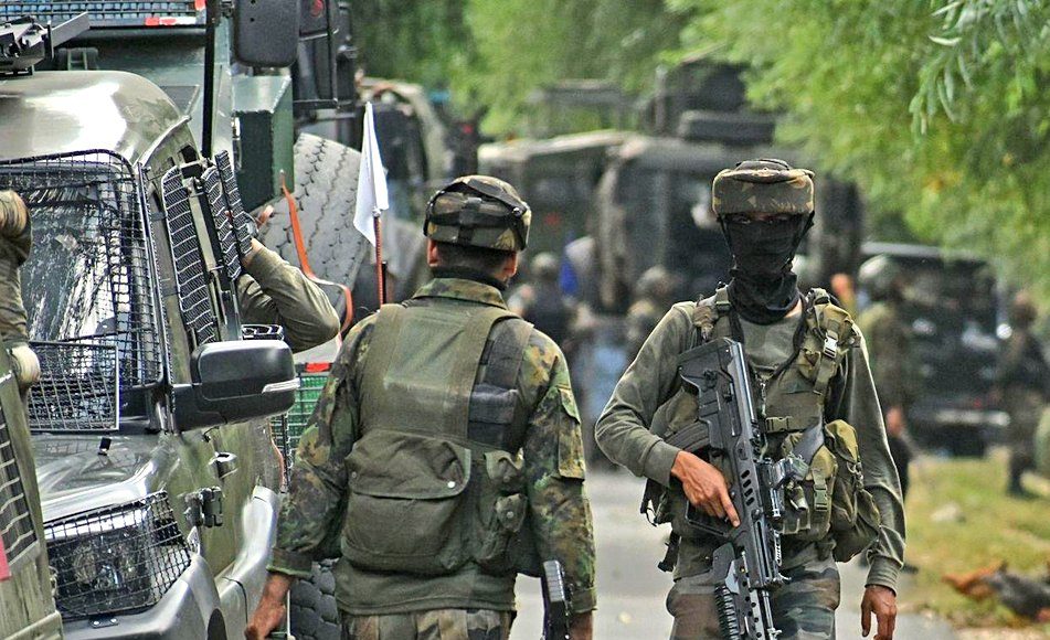 10 Badass Pictures of PARA SF Commandos in Action