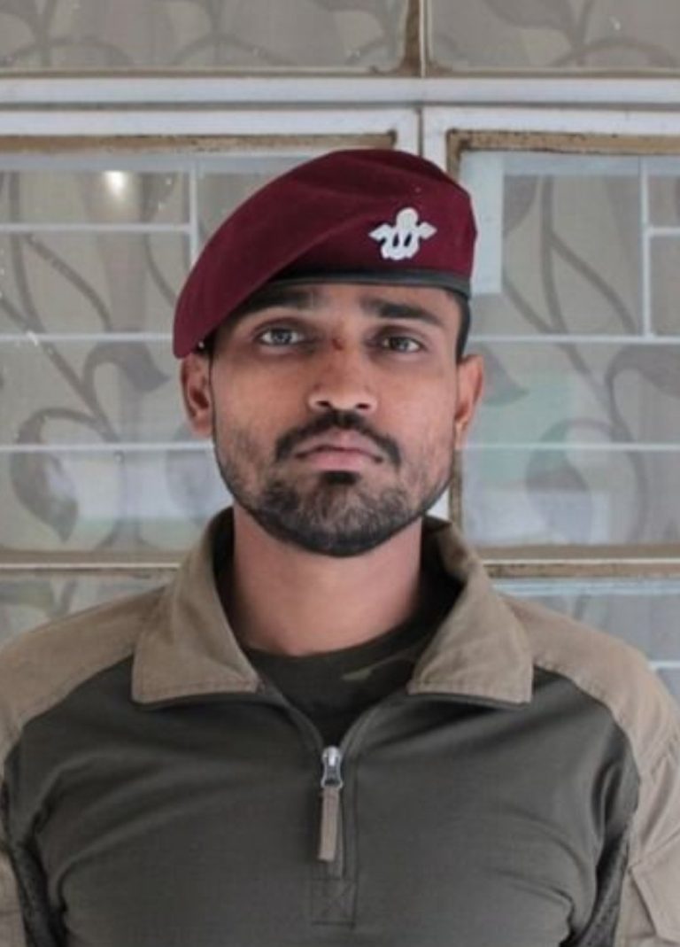 Captain Shubham Gupta, 9 Para SF has been awarded Sena Medal