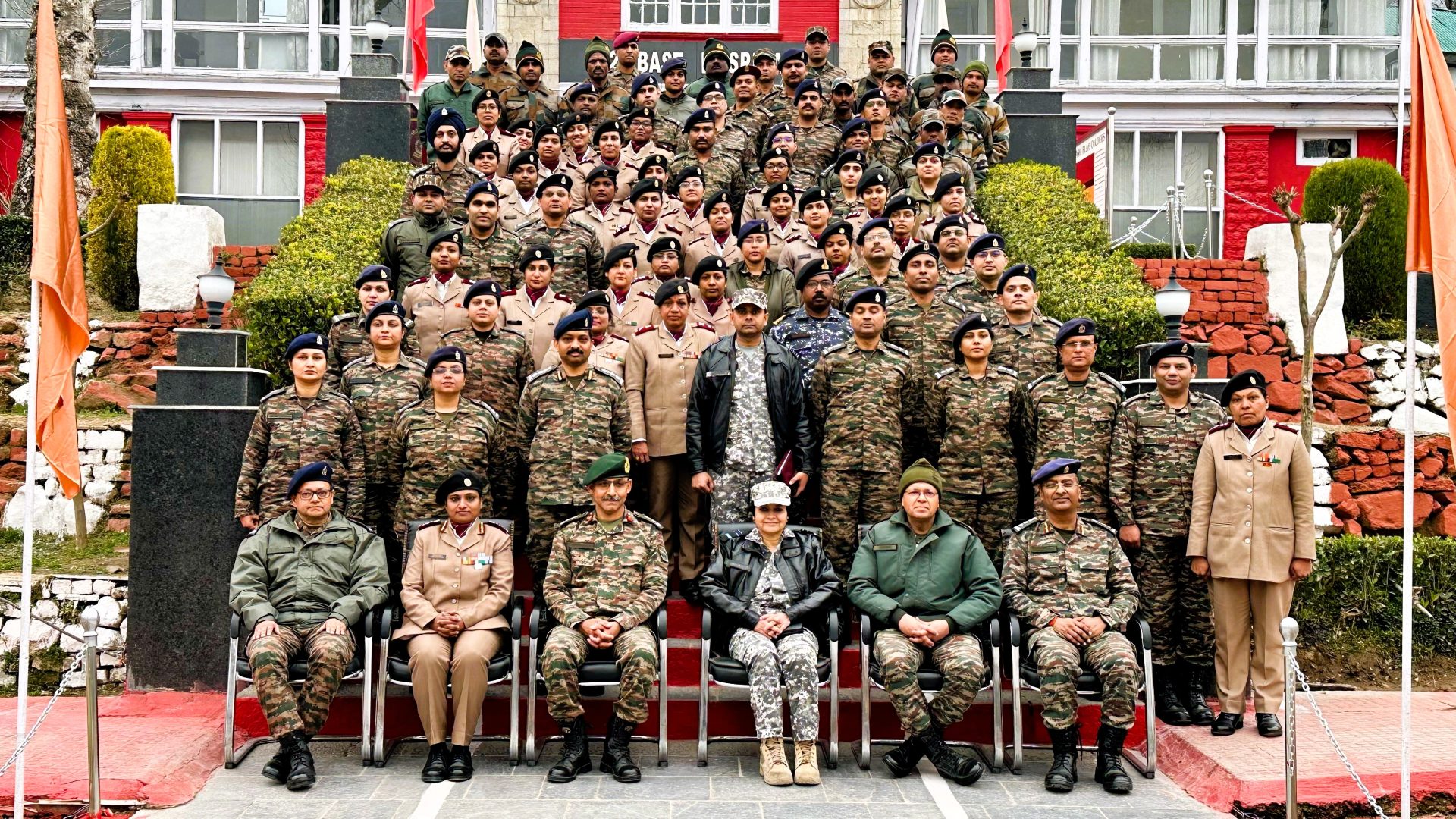Air Marshal Sadhna S Nair visited Medical Units of Chinar Corps