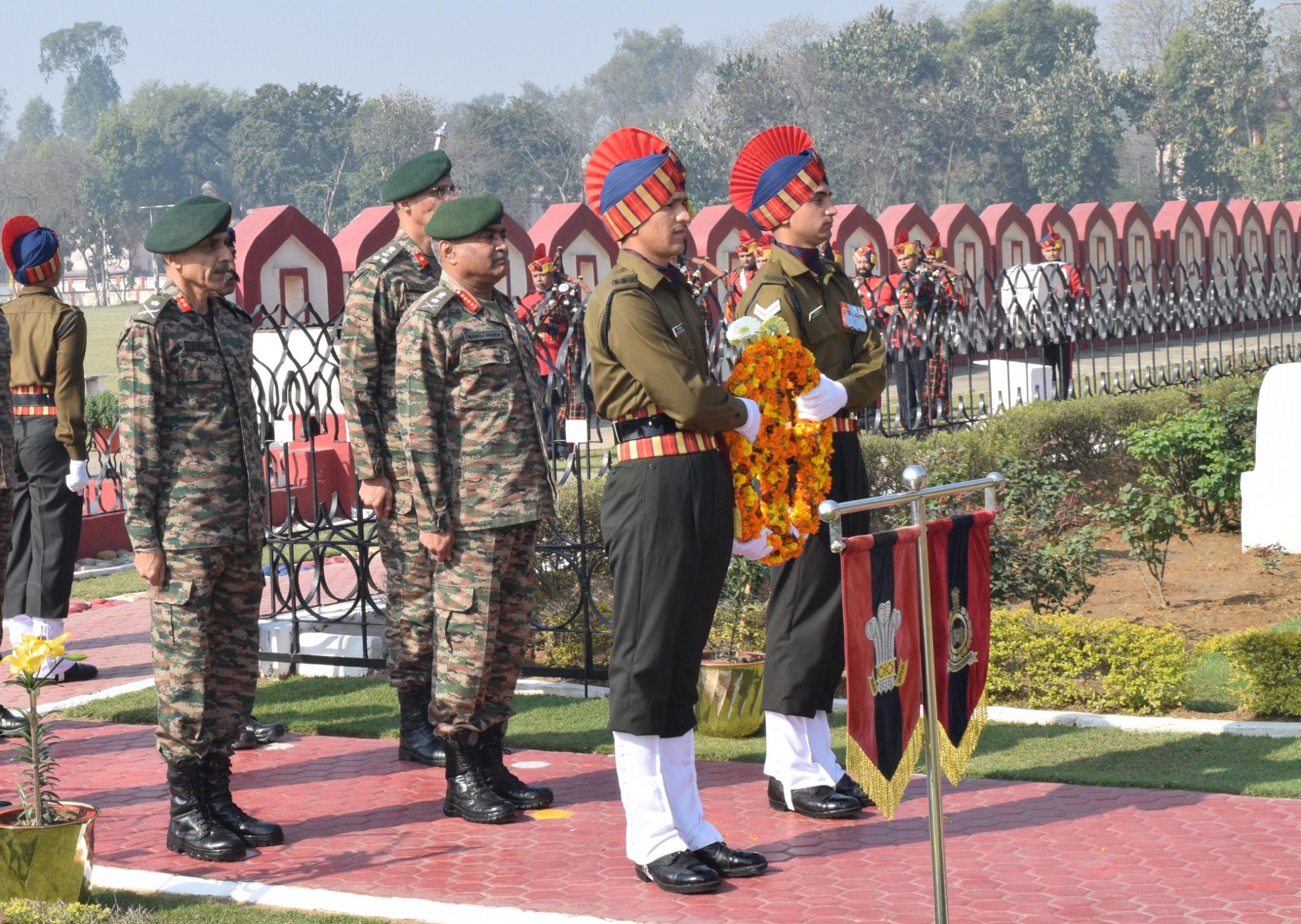 Indian Army Chief Visits BEG & Centre in Roorkee, Lauds Training ...