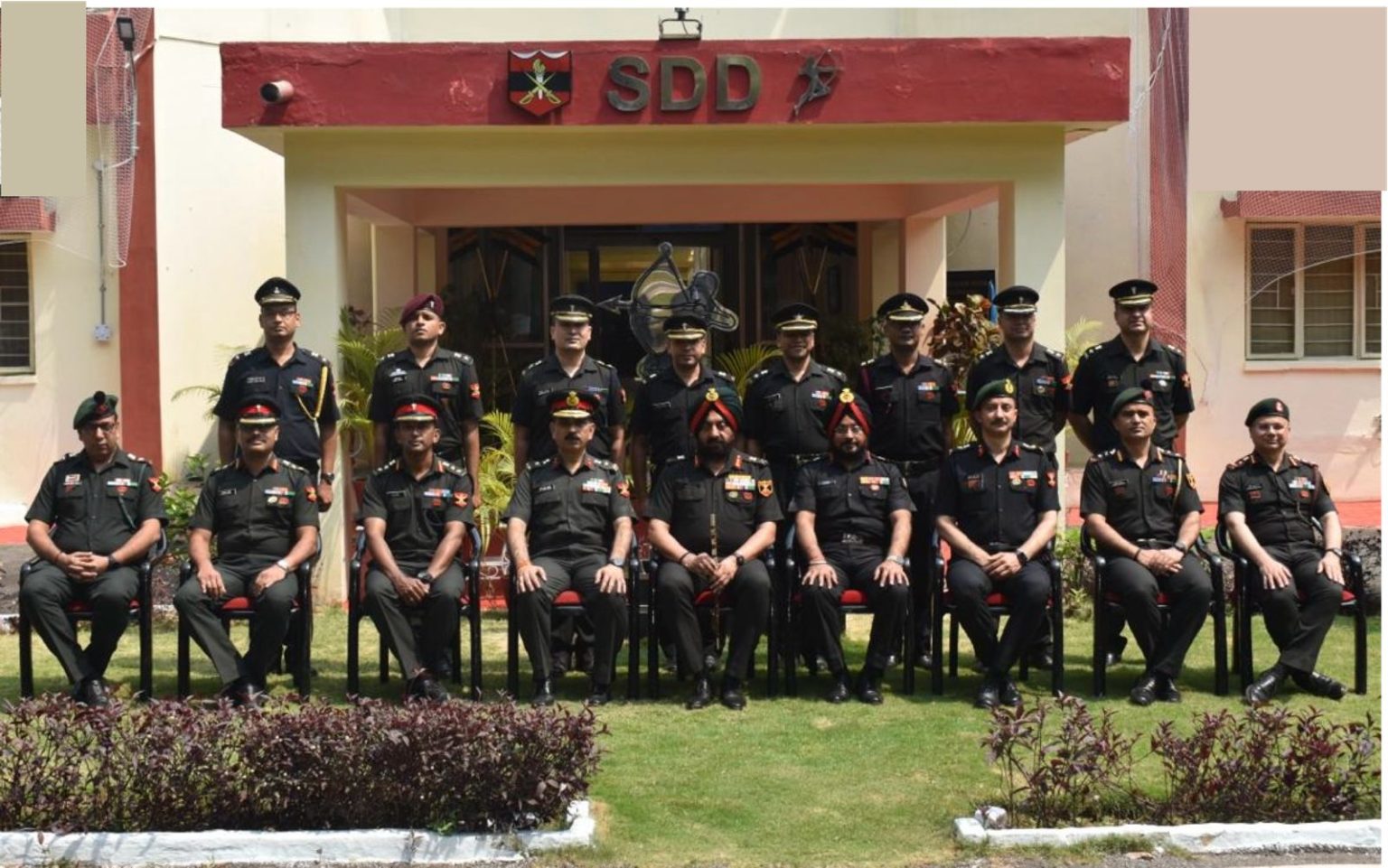 Lt Gen Manjinder Singh Visits Simulator Development Division (SDD)