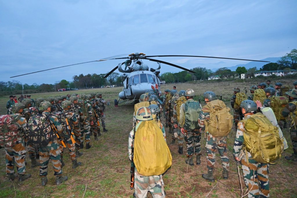 Trishakti Corps Demonstrates Unrivaled Unity in Joint Special Heliborne ...