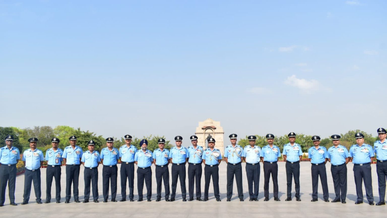 Air Vice Marshal Ajay Pays Tribute to Fallen Heroes at National War ...