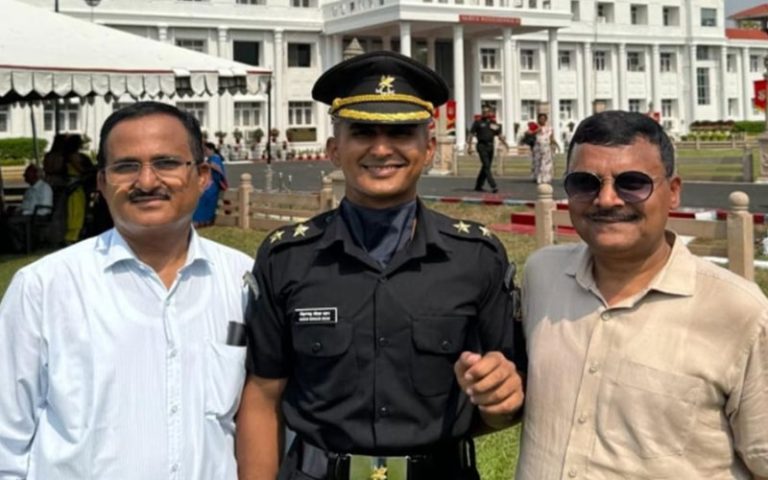 Meet Lieutenant Shoaib Khan, Faced 10 SSB Interview Attempts To Earn ...