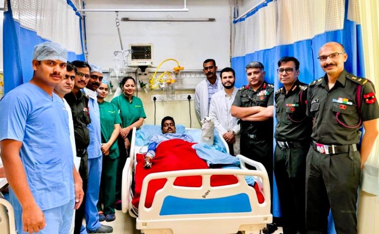 Command Hospital Pune Successfully Reattaches Soldier's Thumb
