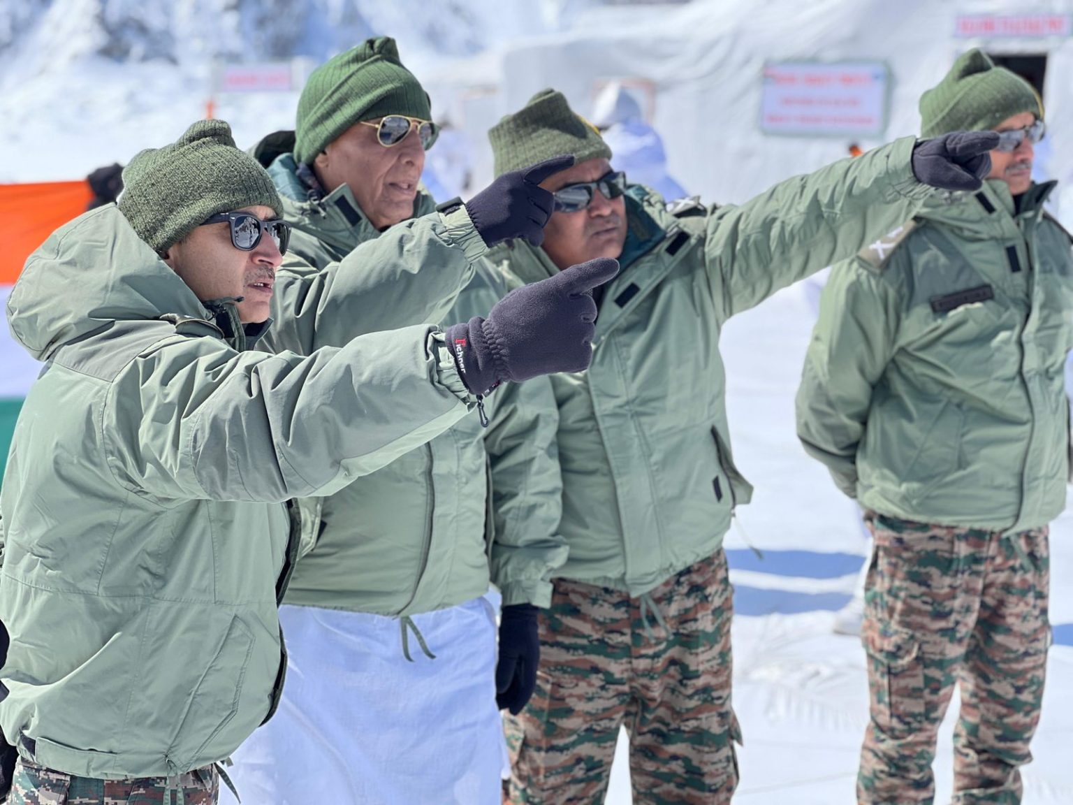 Defence Minister Visits Siachen, Interacted With Armed Forces, Check ...