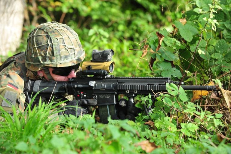 10 Best Assault Rifles in the World