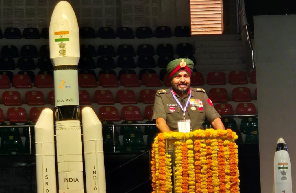 Lt Gen KS Brar and ISRO Chairman Inspire 4000 Students at Youth ...