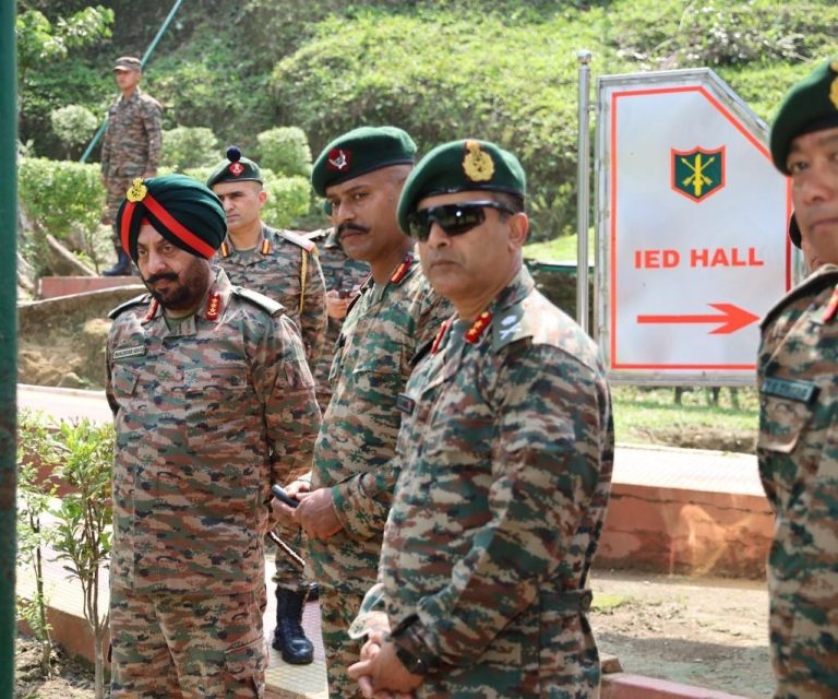 Lt Gen Manjinder Singh Reviews Training at CIJWS Counter-Insurgency and ...