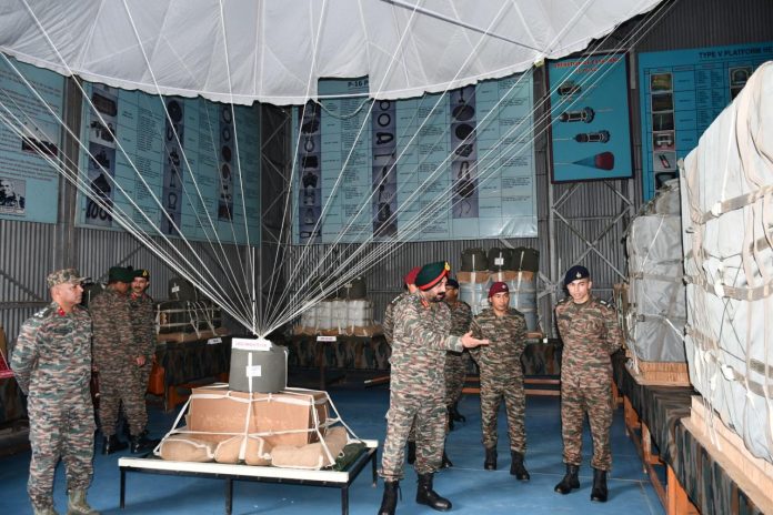 Lt Gen Manjinder Singh Visits Army Airborne Training School Agra