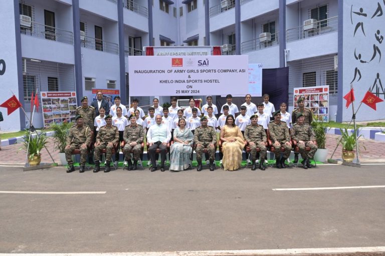 General Manoj Pande Inaugurates Army Girls Sports Company at Army ...