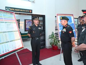 Lt Gen Upendra Dwivedi VCOAS Commends Training Initiatives at MINTSD ...