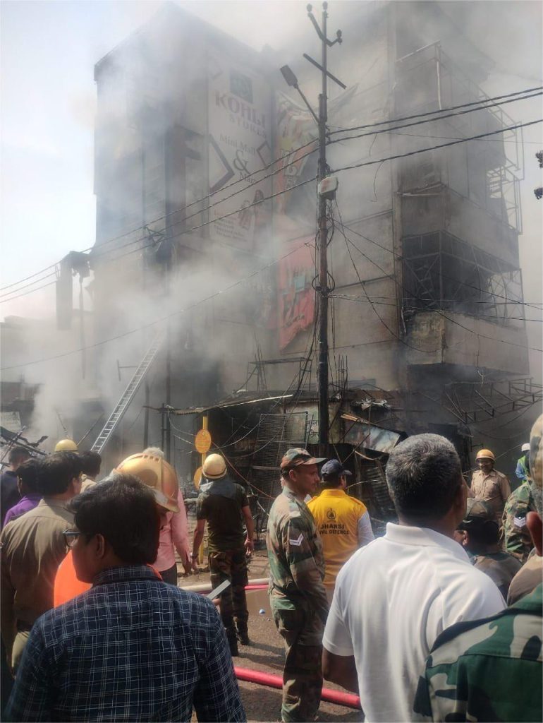 White Tiger Division Swiftly Responds to Major Fire Incident in Sipri ...