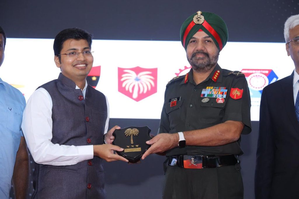 Vice Admiral Sanjay J Singh Visits INS Eksila, Reviews Overhauling and ...