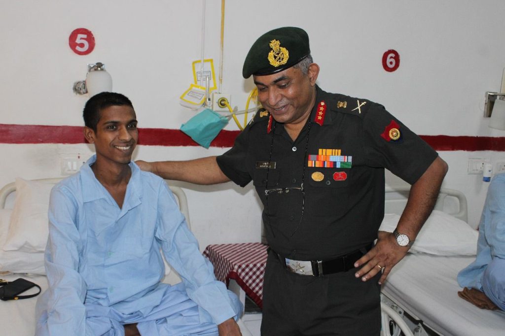 Lt. Gen. Arindam Chatterjee Visits Command Hospital, Commends Exemplary ...