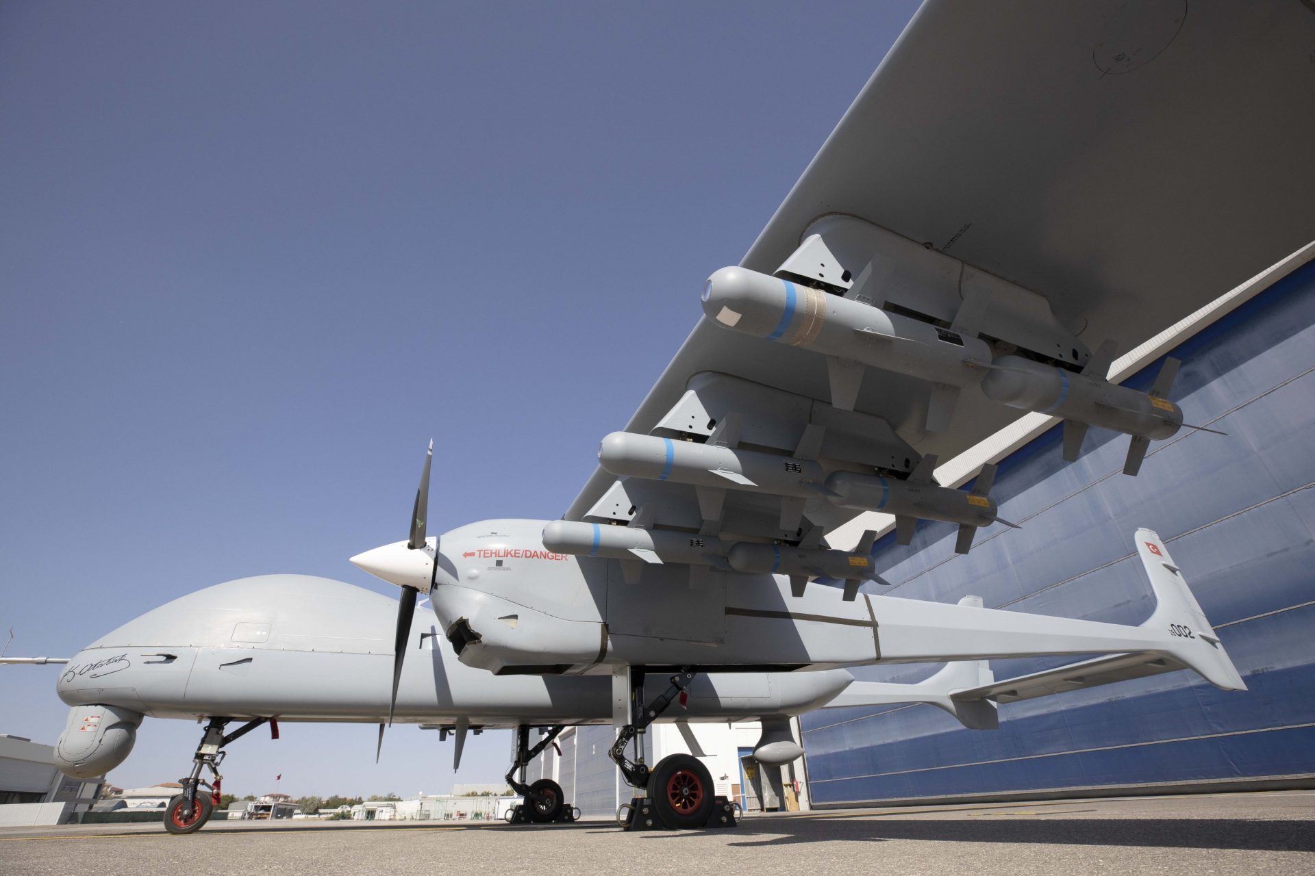 Top 10 Military Drones of 2025: Capabilities and Features