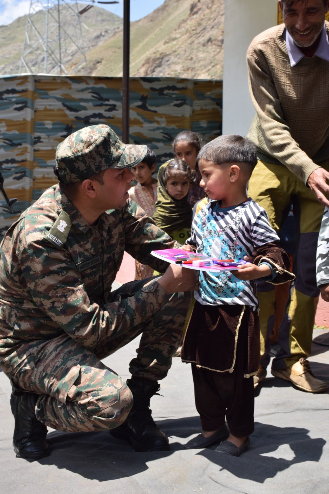 Indian Army Reopens Bakarwal Seasonal School in Dras, Ladakh