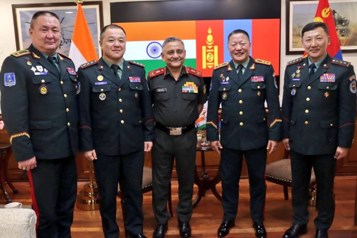 Maj Gen Ganbyamba Sunrev Meets General Anil Chauhan to Enhance India ...