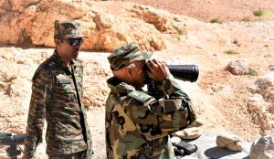 Lt Gen Hitesh Bhalla Visits Troops on Northern Borders