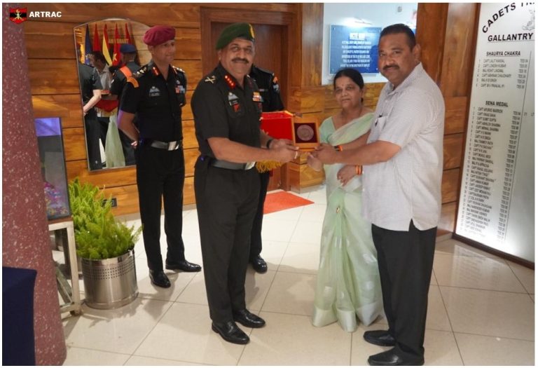 Parents of Fallen Hero Unveil GLADIATOR TROPHY at MCTE, Mhow
