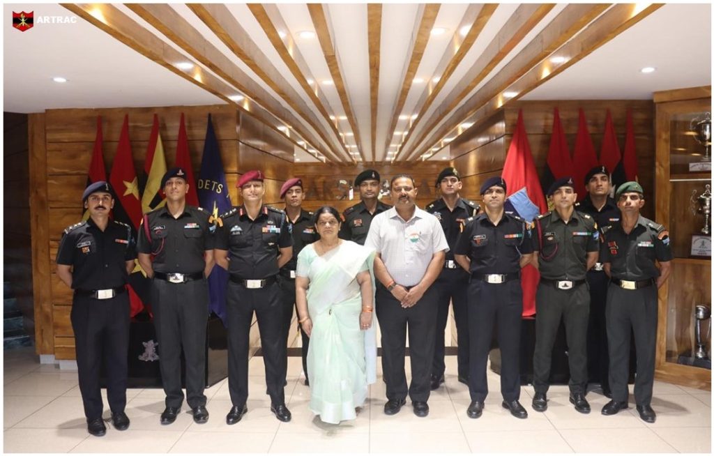 Parents of Fallen Hero Unveil GLADIATOR TROPHY at MCTE, Mhow