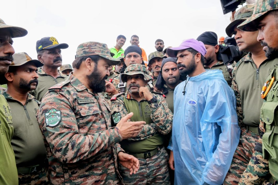 Territorial Army Lieutenant Colonel Mohanlal Joins Rescue Efforts in ...