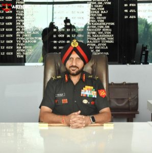 Lt Gen Harjeet Singh Sahi Takes Command as New Commandant of Army War ...