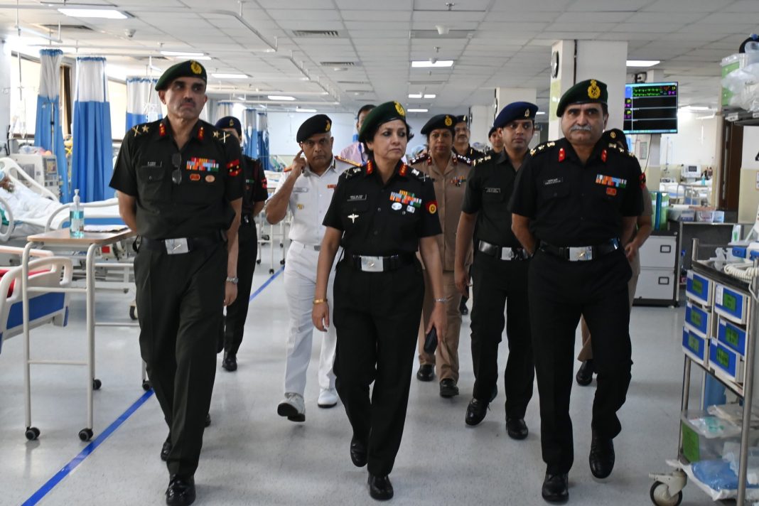 Lieutenant General Sadhna S Nair Inspects Command Hospital Southern ...