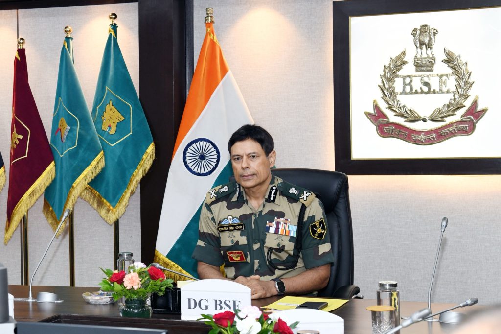 DG BSF Daljit Singh Chawdhary Inspires New Trainees at Force HQs in New ...