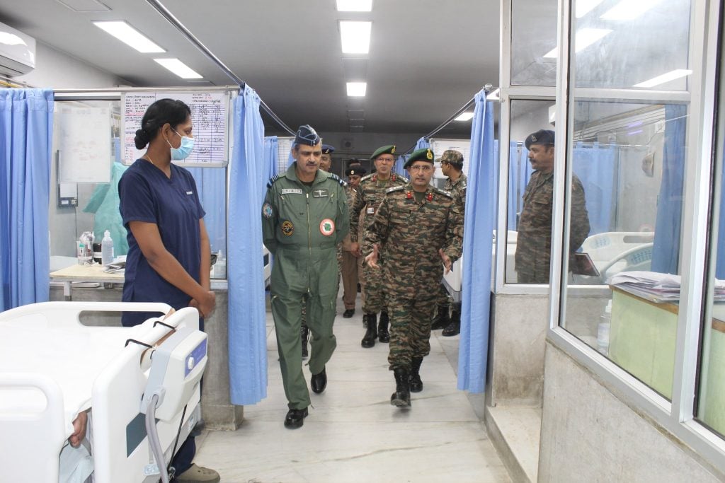 Air Marshal Rajesh Vaidya Visits 92 Base Hospital, Srinagar