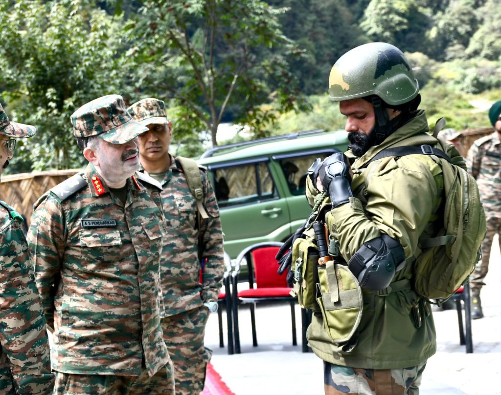 Lt Gen AS Pendharkar Reviews Forward Deployed Units in Arunachal Pradesh