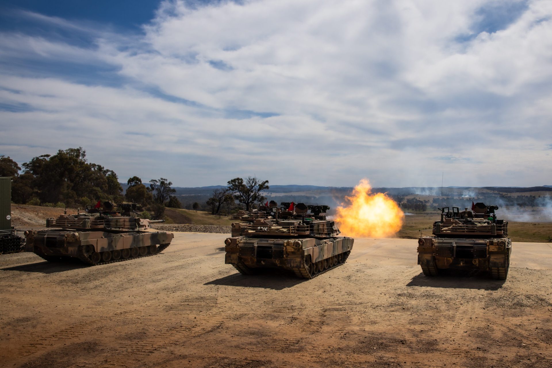 Australian Army Completes Operations Training for Abrams M1A2 Tanks ...
