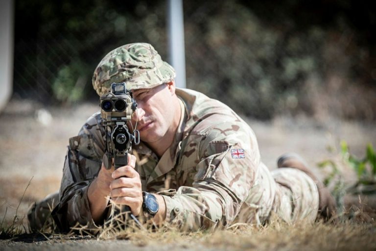 British Army Orders 10,000 TALON Fused Weapon Sights for Enhanced Night ...