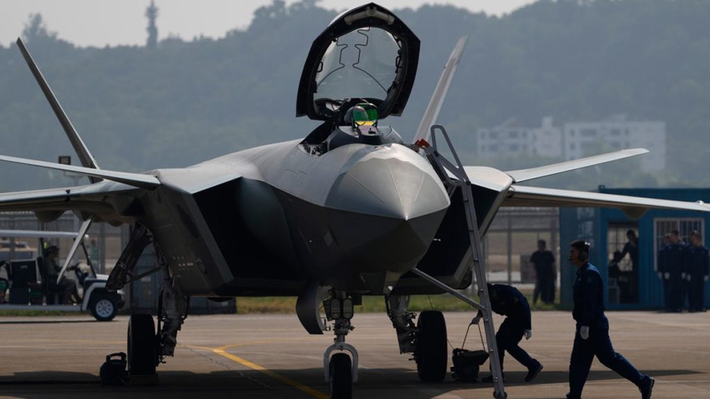 China's J-20 Stealth Fighter Impresses Indian Defence Analysts at ...