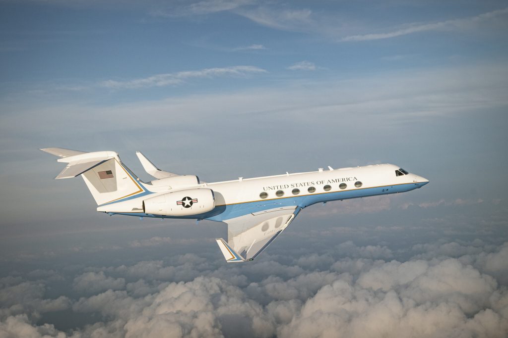 General Dynamics' Gulfstream Aerospace Secures $991 Million Logistics ...
