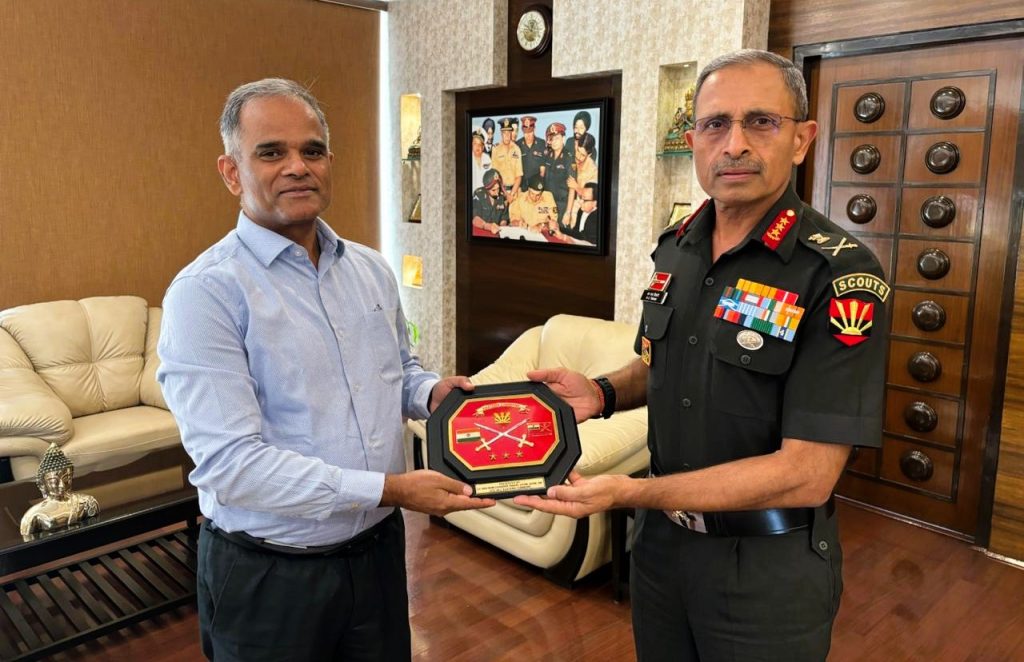 Lt General RC Tiwari and Secretary MoD Discuss Veteran Welfare in Kolkata