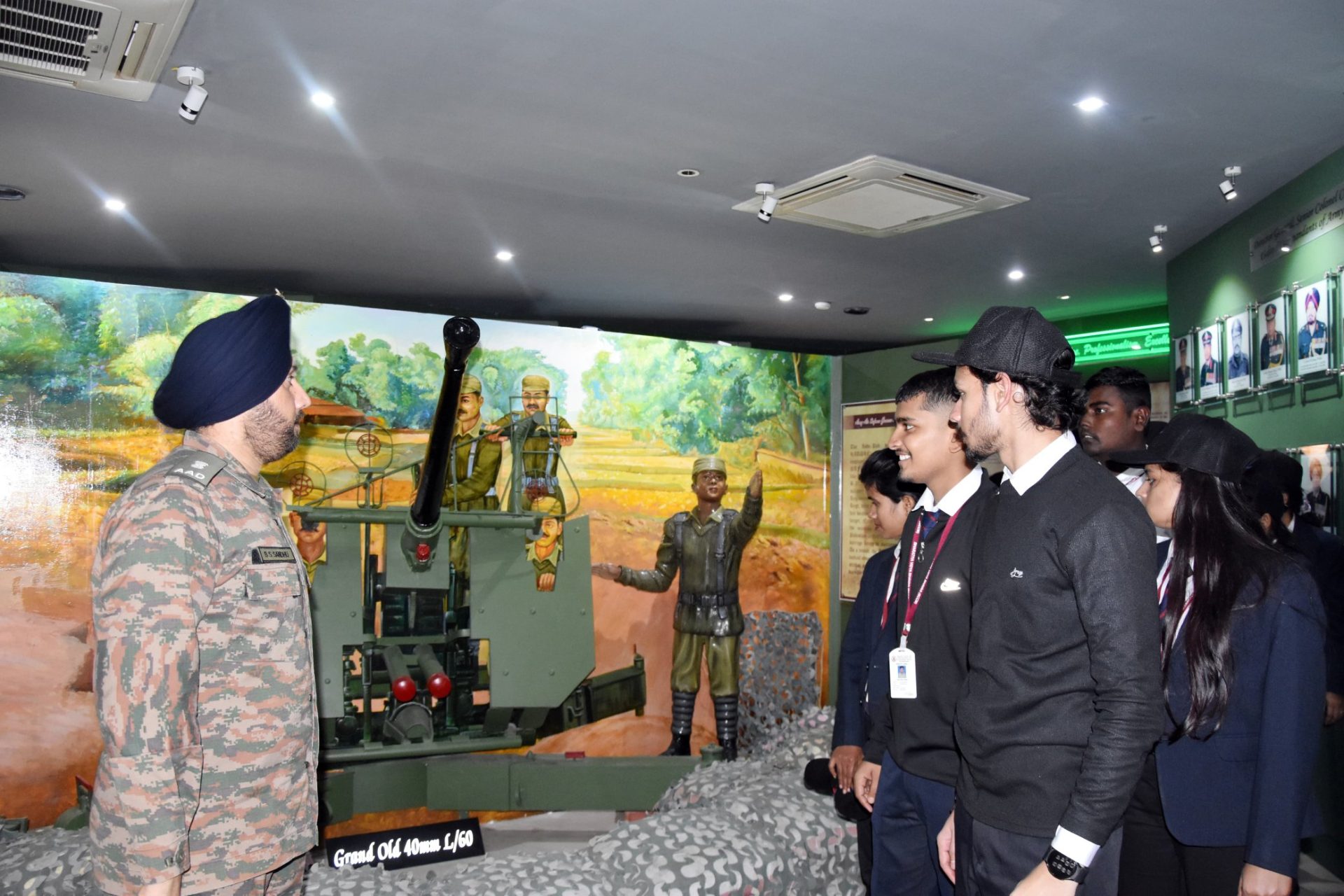Army Air Defence Centre Hosts Bhavan’s Students for ‘Know Your Army ...