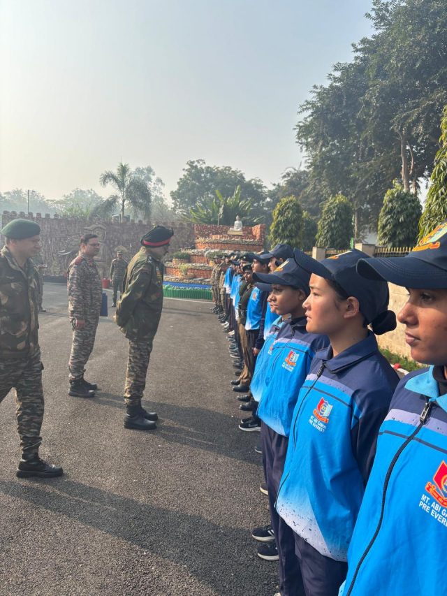 Lieutenant General Gurbirpal Singh Encourages NCC Cadets Ahead of Mt ...