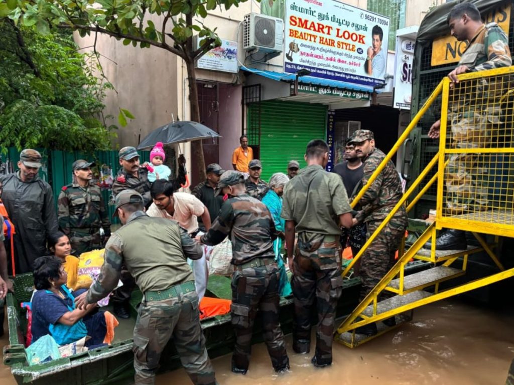 Indian Army Continues Rescue Operations in Chennai and Puducherry ...