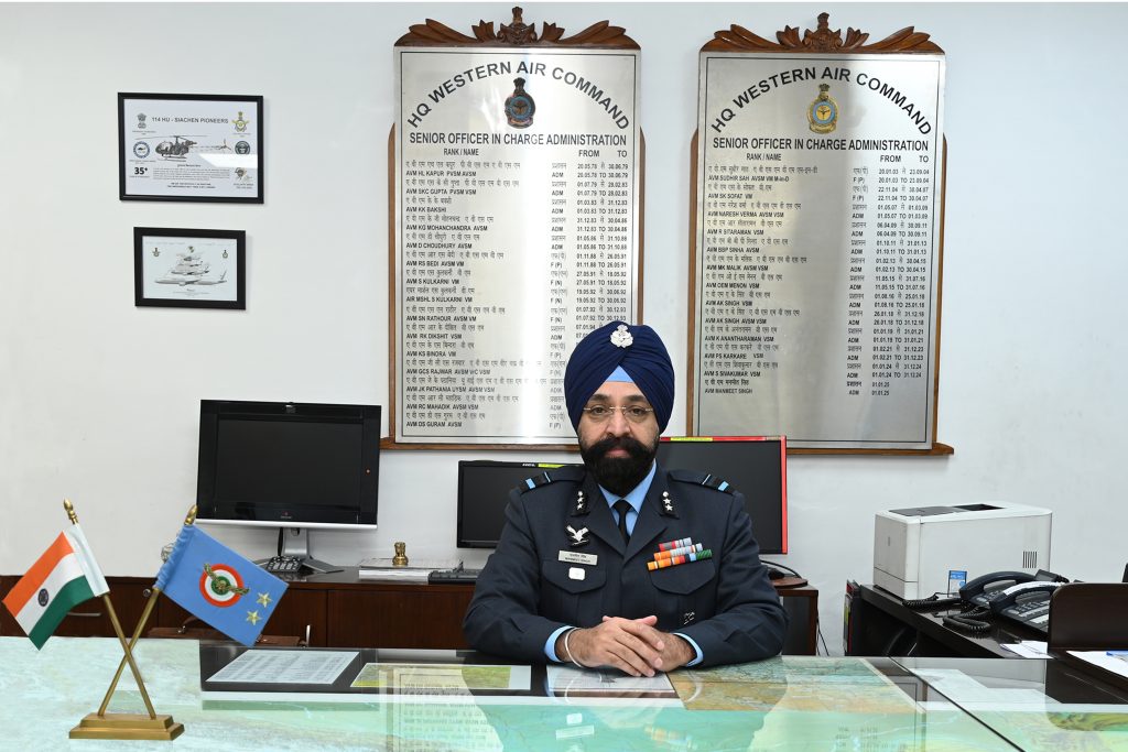 Air Vice Marshal Manmeet Singh Assumes Role as Senior Officer-in-Charge ...