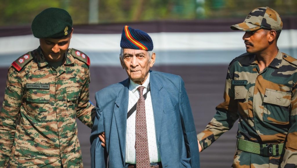 Lt Gen Abhijit S Pendharkar and Spear Corps Extend Warm Wishes on Armed ...