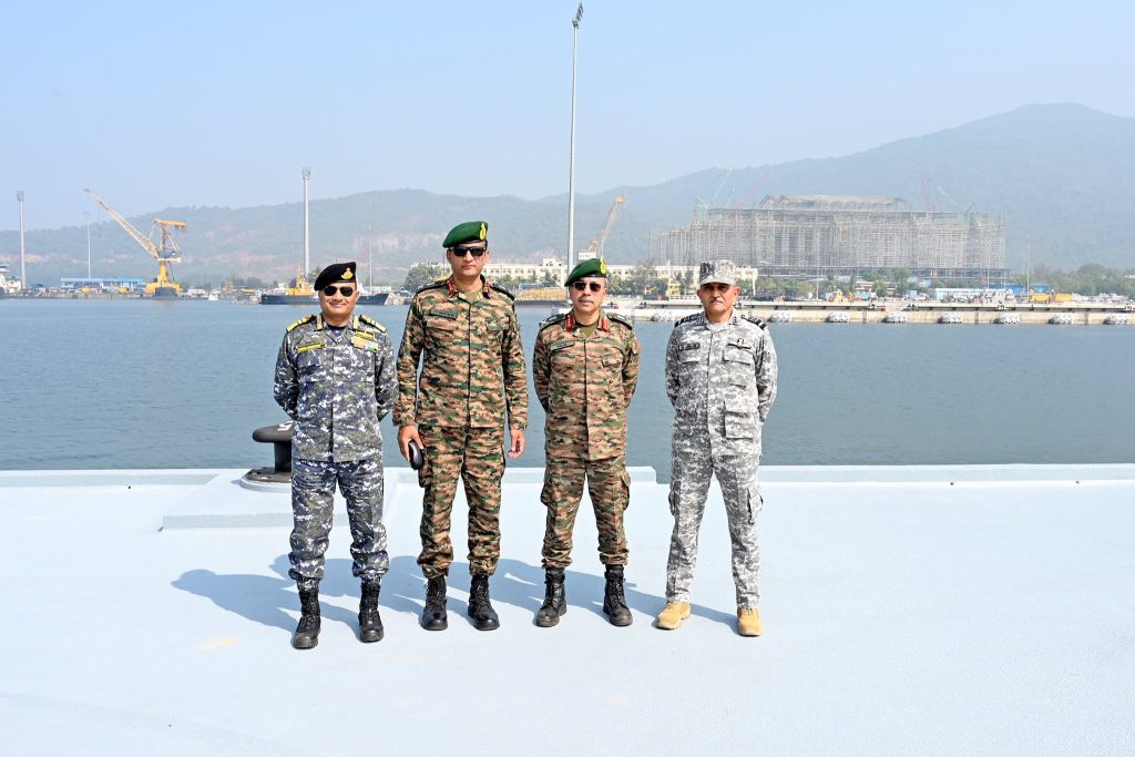 Indian Navy Senior Officers Airlifted to Karwar for Project Seabird Update