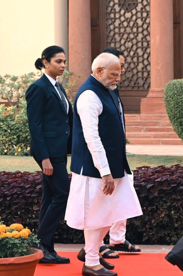 Meet Assistant Commandant Poonam Gupta: The First Person to Get Married ...